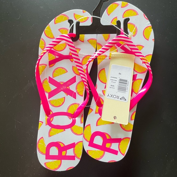 Roxy | Shoes | Nwt Roxy Pink Lemonade Sandals Flip Flop Simba Love Size ...